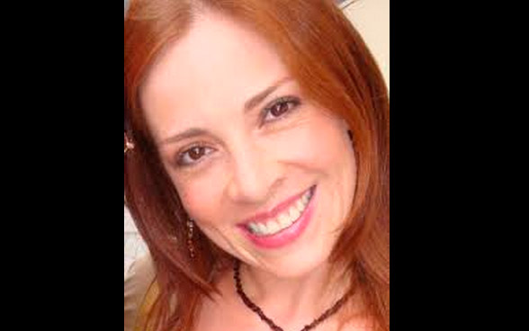 simona corazon indomable actriz